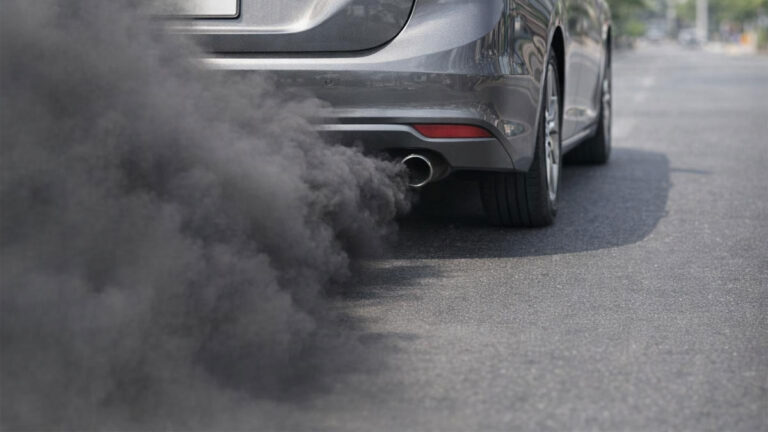 6 Causes of Black Smoke From Your Exhaust (Gasoline Engines) – Car ...