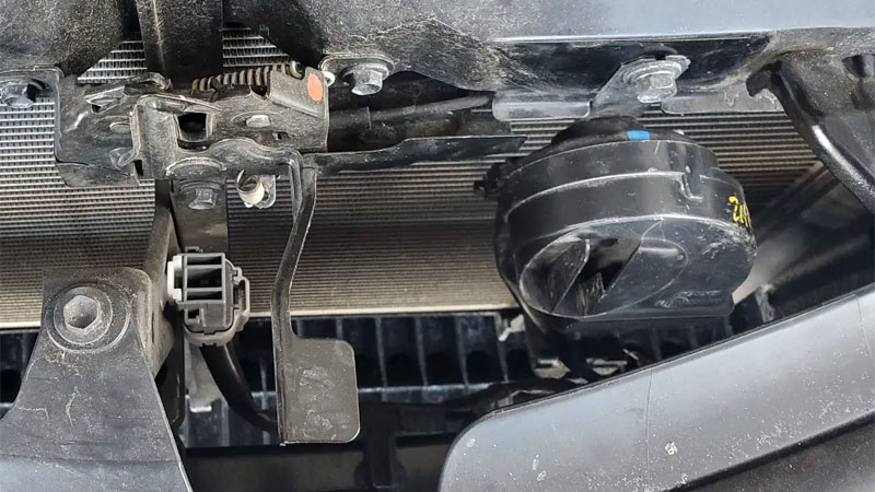 5 Types of Car Horn Problems (Common Causes and Costs to Fix)