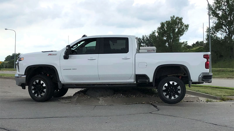 4 Signs of a Bad Transfer Case (and Repair vs Replacement Costs)