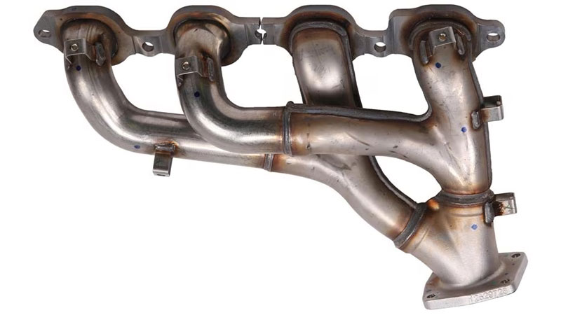 5 Signs of a Cracked Exhaust Manifold (Replacement Cost in 2026)